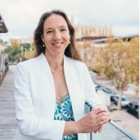 Alison Plaut, Author | Website | Books | Interview | Quotes - AllAuthor